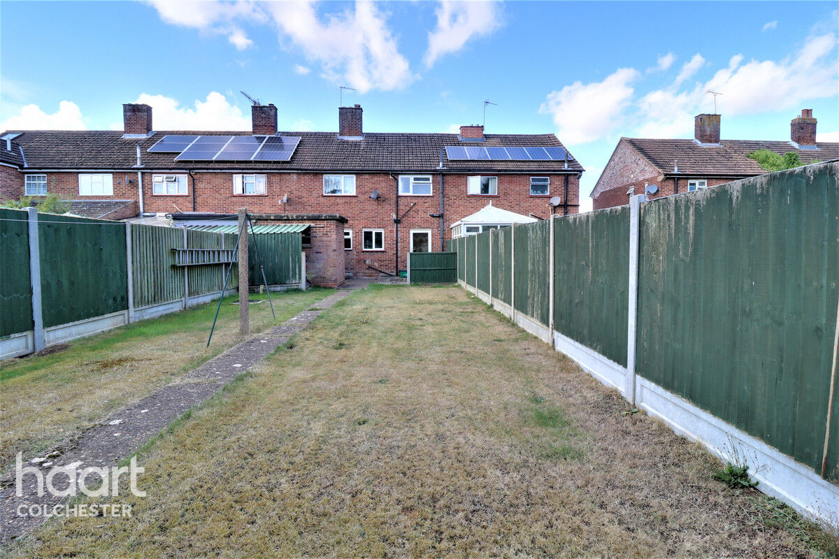 3 bedroom Terraced House | Queen Elizabeth Way, Colchester | £275,000 ...