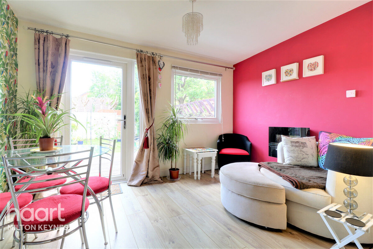 2 bedroom Semi-detached house | Buzzacott Lane, Furzton | £63,000 | haart