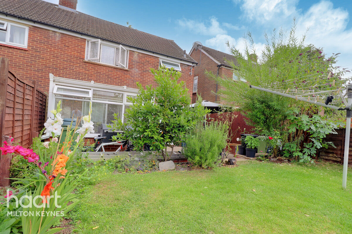 2 bedroom Semi-detached house | Whaddon Way, Milton Keynes | £300,000 ...
