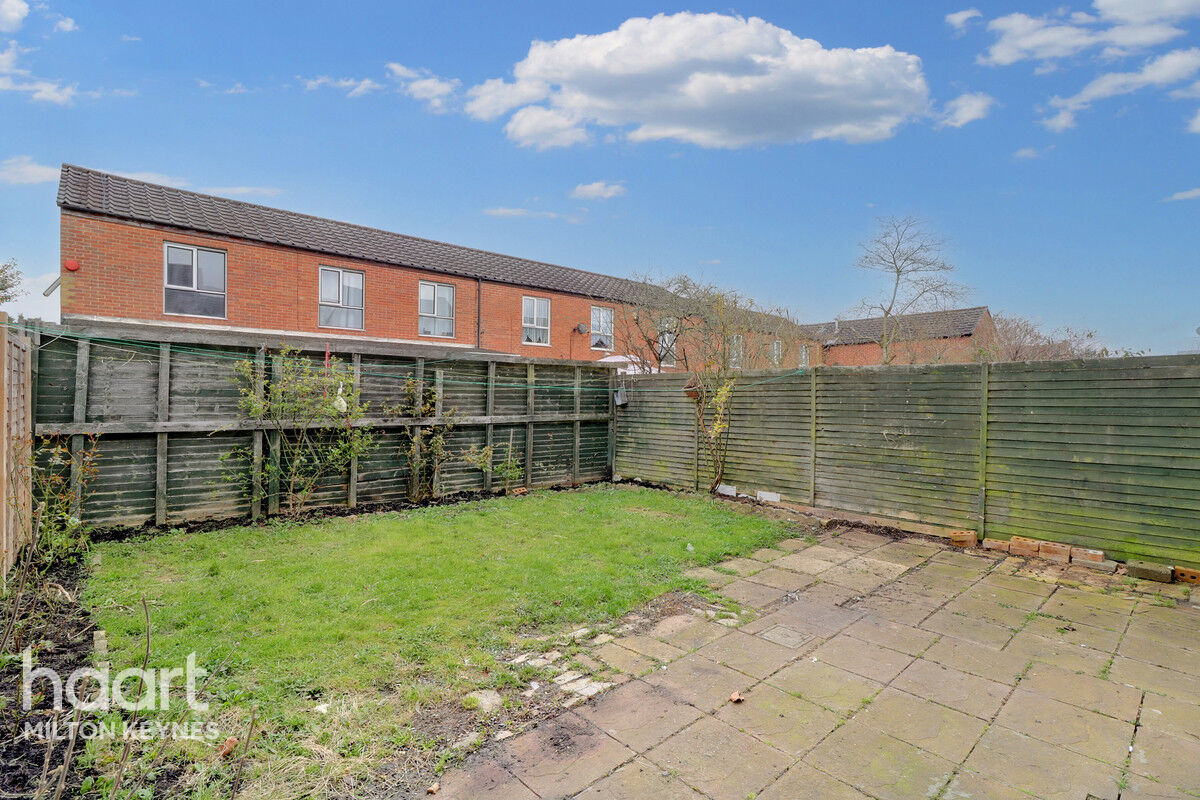 3 bedroom Detached house | Wandsworth Place, Bradwell Common | £280,000 ...