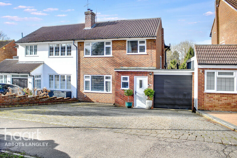 Property For Sale In Abbots Langley, Three Rivers - haart