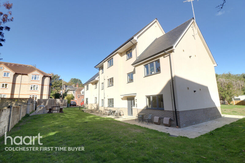 1 bedroom Studio | Priory Street, Colchester | £130,000 | haart